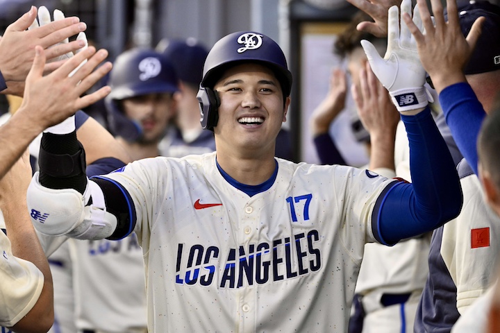DH専任でも大谷翔平が「断トツの1番人気」 MVP模擬投票でナ・リーグのトップに MLB公式が称賛「受賞の可能性を十二分に示している」 - ライブドアニュース