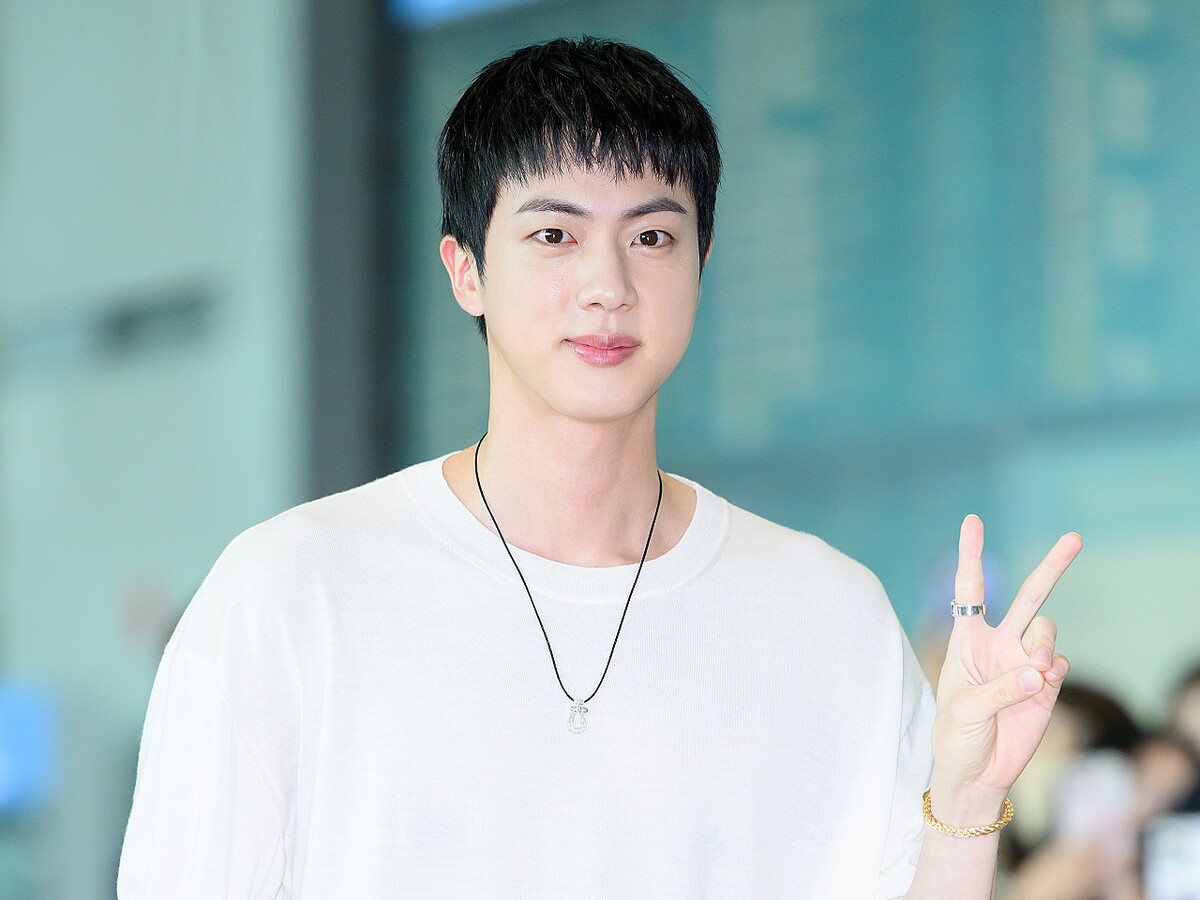 BTS・JIN、「自分のビジュアルはオフシーズンに入った」と謙遜？溢れ出るメンバー愛も - ライブドアニュース