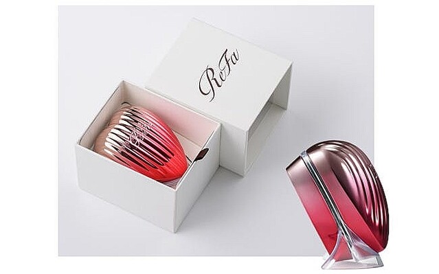 美容ブランド『ReFa（リファ）』から、ほぐしてみがくツヤメイクブラシ＆うねり補正ヘアウォーターが新発売 - Peachy - ライブドアニュース