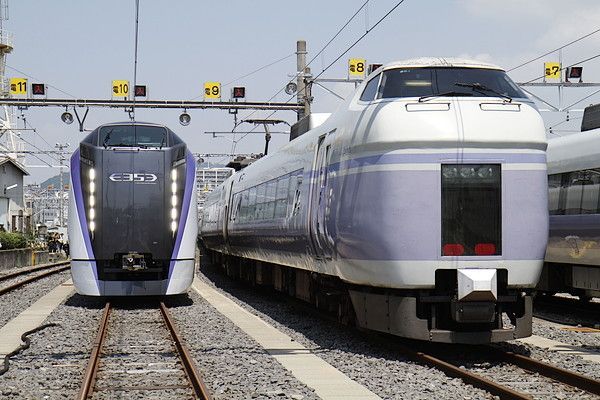 新型「スーパーあずさ」出発進行！ E353系デビュー 約四半世紀ぶり新車、快適さ特徴 - ライブドアニュース