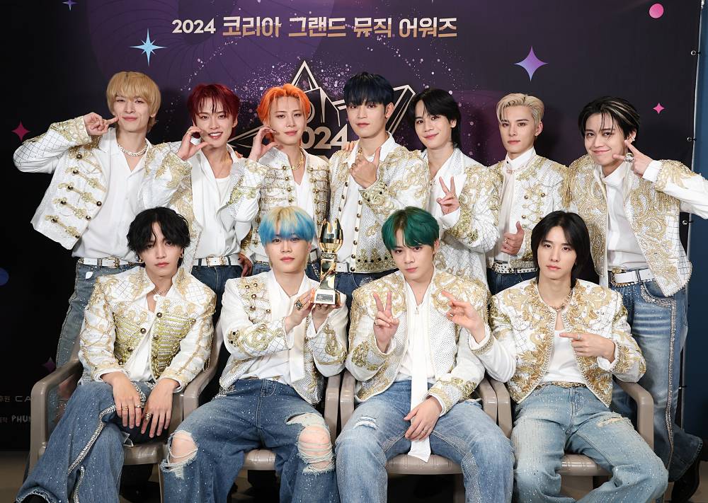 JO1「Kpop Global Artist」受賞 與那城奨「すごく幸せです」 (2024年11月18日掲載) - ライブドアニュース