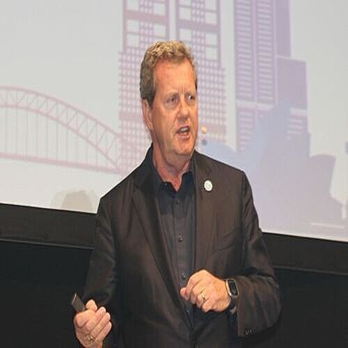 初来日Snowflake CEOのSlootman氏が講演「データにまつわる壁をすべて取り払う」 (2023年9月11日掲載) - ライブドアニュース