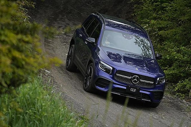 【画像】メルセデス・ベンツの人気SUV「GLA」が2代目に進化！ 完全新型「GLB」もラインアップに追加 117/137 - ライブドアニュース