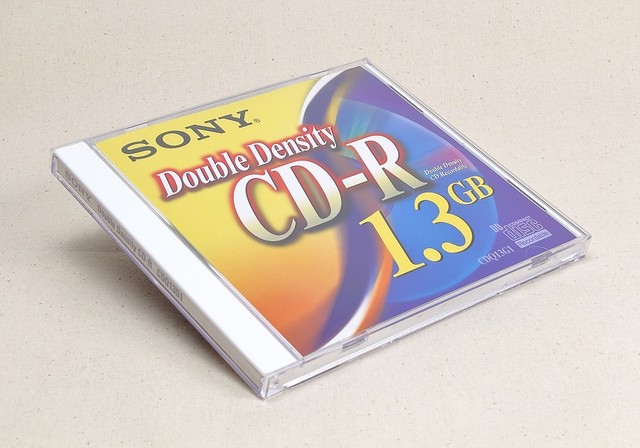 CD-Rの約2倍となる1.3GBの容量を実現した「DD-R」（DDCD-R）：スイートメモリーズ File003 - ライブドアニュース