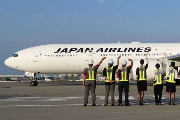 「有名アニメにも出たでっかいJAL機」が運航終了 「大きくて驚いた」「カッコいいのに」SNSでは惜しむ声…この機の今後は？ - ライブドアニュース
