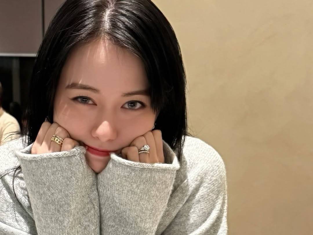 【画像】「もういいねしてる」新婚・山本舞香のハワイ〝見返りショット〟に夫・Hiroが即反応「舞香様×Hawaii最高すぎる」「幸せなりました」 5/5 - ライブドアニュース