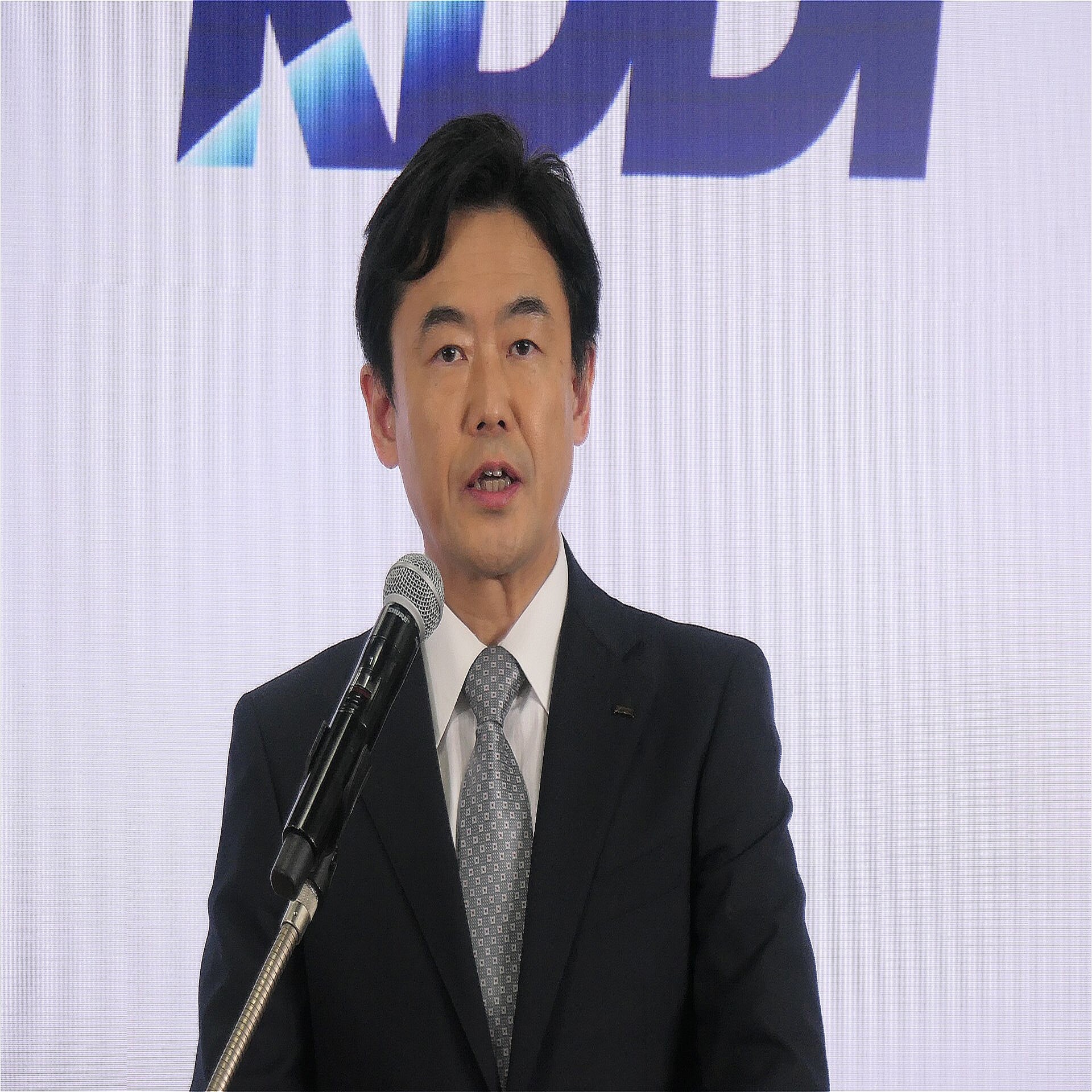 auが19日にiPhone発売イベント、KDDI松田社長・有村架純・西野七瀬が登場 (2025年9月12日掲載) - ライブドアニュース