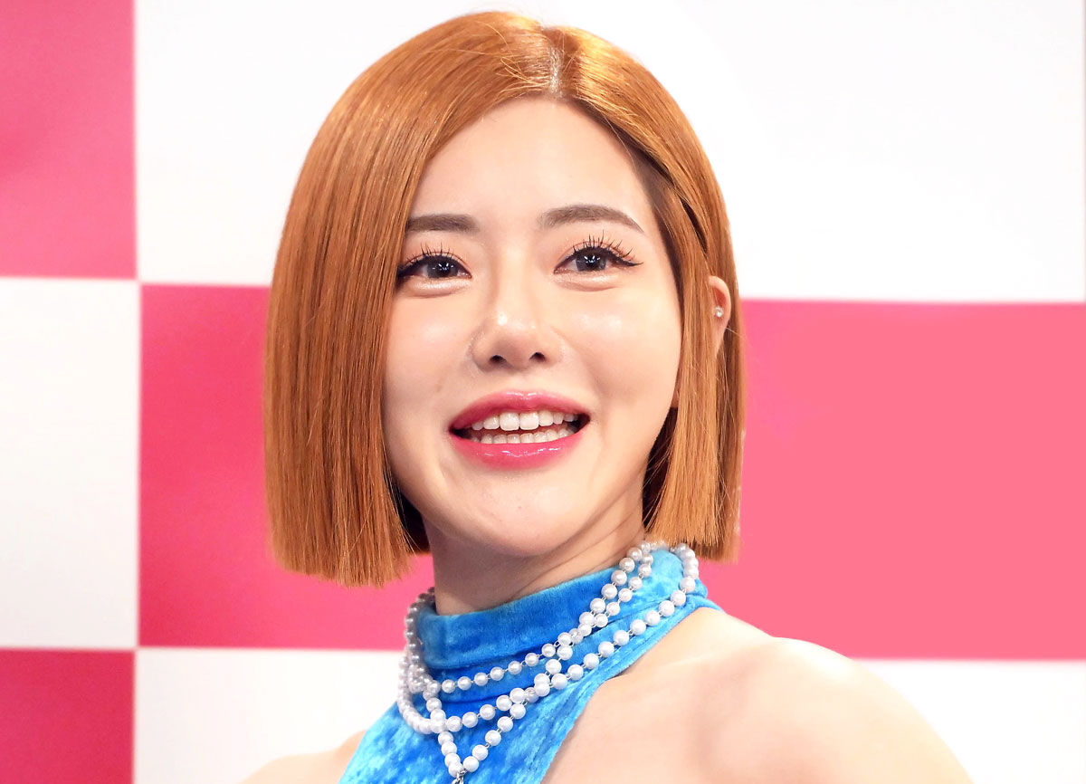 DJ SODA 豪邸新居の部屋＆圧巻コレクション公開 「なんてすごい」「博物館ですか？」とファン驚愕 - ライブドアニュース