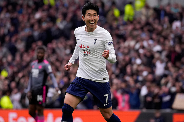 トッテナムFWソン・フンミン、2G1Aの無双プレーに英絶賛 - ライブドアニュース