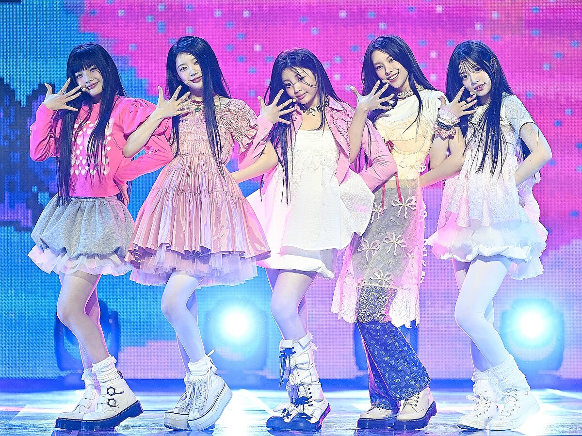 ILLIT、旧正月を迎え韓服姿を披露！新年の目標は「GLLITにたくさん会ってもっと親しくなりたい」 (2025年1月29日掲載 ...