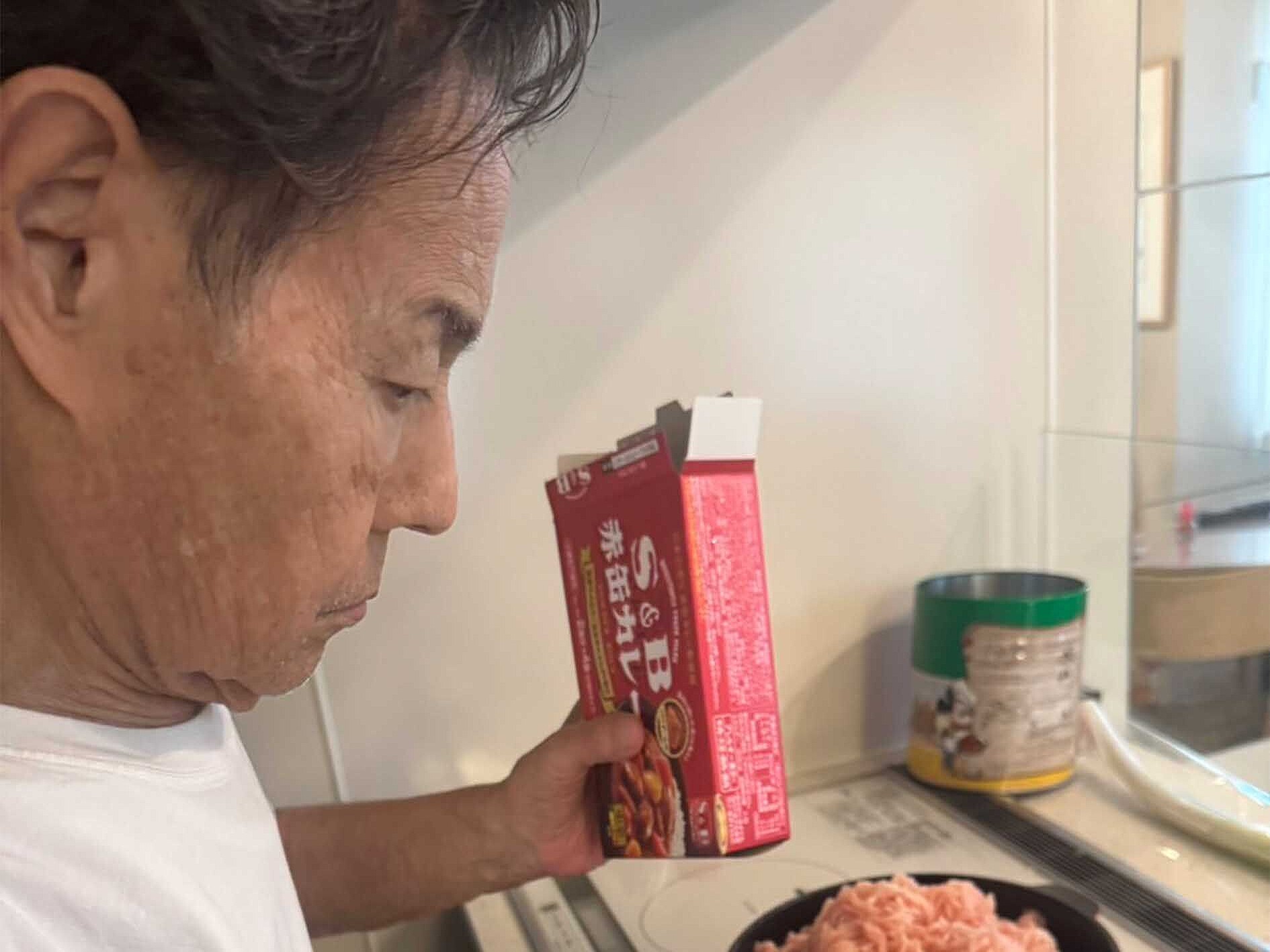 加藤茶・綾菜夫妻のクリスマスは「絶品カレー」で大満足！完璧主義な妻が教わった“力の抜き方” (2025年12月25日掲載) - ライブドアニュース