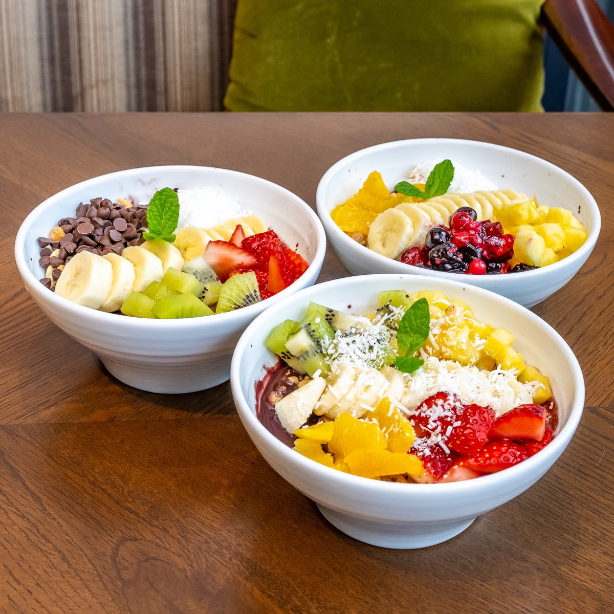 【画像】【実食レポ】話題のスーパーフード“アサイー”たっぷり！Eggs ’n Things「アサイーパンケーキ」「アサイーボウル」 17/18 - ライブドアニュース