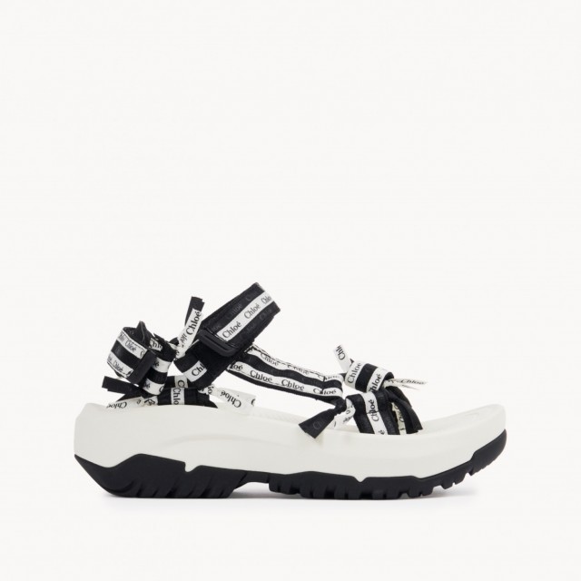 ChloéとTevaのコラボによるエクスクルーシブなカプセルコレクションが登場 - Peachy - ライブドアニュース