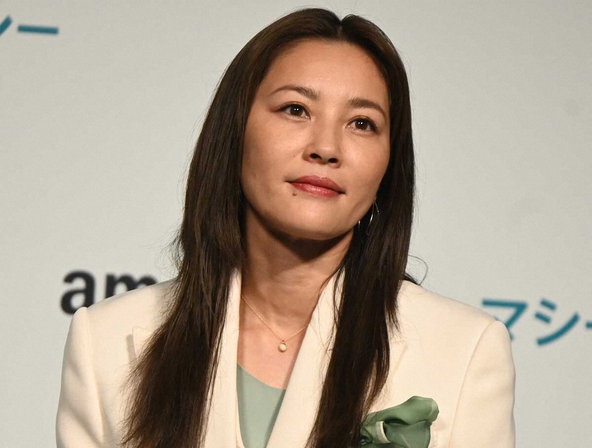 瀬戸朝香 7年ぶり女優本格復帰の理由明かす、14歳長男の塩対応訴える「隣に座るのもダメなんですよ」 - ライブドアニュース