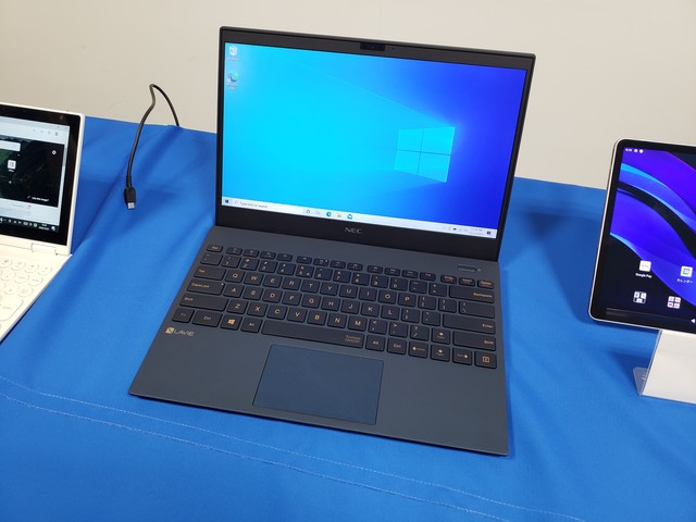 【画像】NEC 8型UMPC『LAVIE MINI』写真レポ。独特配列のキーボードや合体機構など見どころ多数 16/16 - ライブドアニュース