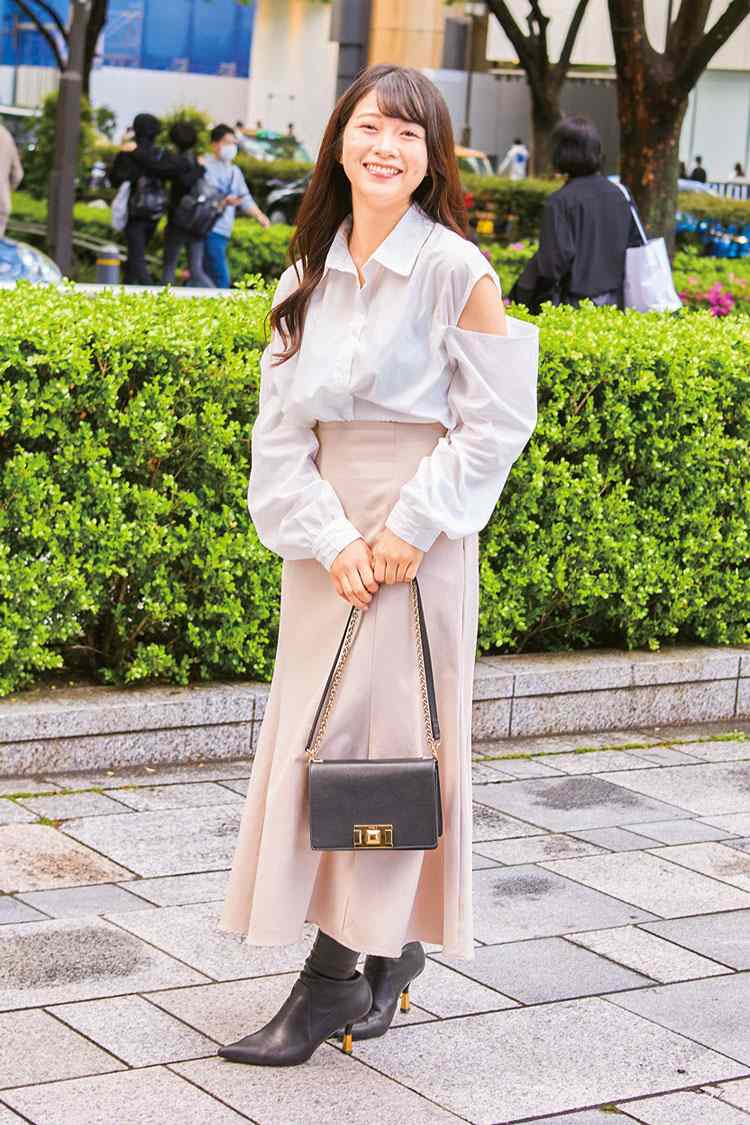 【東京SNAP】彼シャツ風でギャップ萌え♡ 大人気《カットオフ》コーデ (2023年7月7日掲載) - Peachy - ライブドアニュース