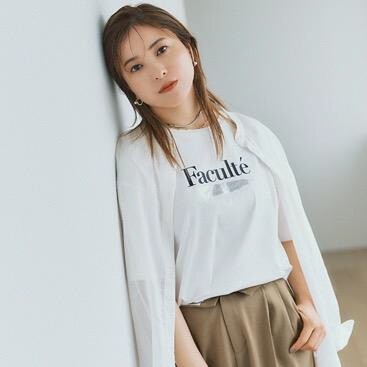 【画像】GLOBAL WORKブランドアンバサダー吉高由里子さん・宮沢氷魚さんが出演！新TVCM「リッチクリーンTeeは、まちがいない服。海の見える部屋篇」を放送開始 7/11 - ライブドアニュース