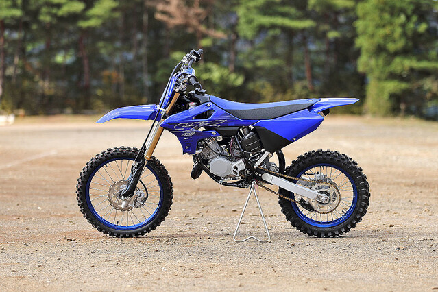 ヤマハ「YZ85」は子供用バイク? 女性でも楽しい? プロの評価は - ライブドアニュース