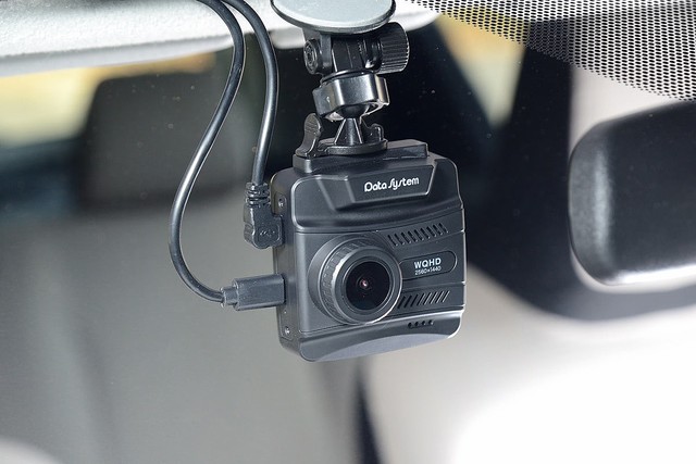 【画像】これはハイコスパ！WQHD画質を実現した2カメラドライブレコ ダ 「DVR3200-B」｜デ タシステム｜ 1/6 - ライブドアニュース