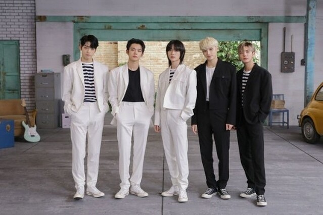 TOMORROW X TOGETHER、米「MTV Fresh Out Live」に出演…躍動感溢れるステージを披露 (2021年8月21日 ...