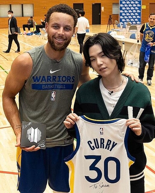 【画像】BTSのSUGA、NBAのグローバルアンバサダーに抜擢「バスケットボールは子供の頃から大好き」 2/2 - ライブドアニュース