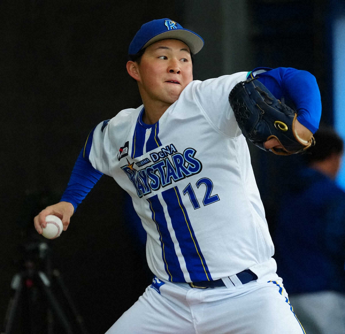 DeNA 新人3投手が初ブルペン ドラ1・竹田「力が入った」と苦笑い ドラ2・篠木は150キロ計測 - ライブドアニュース