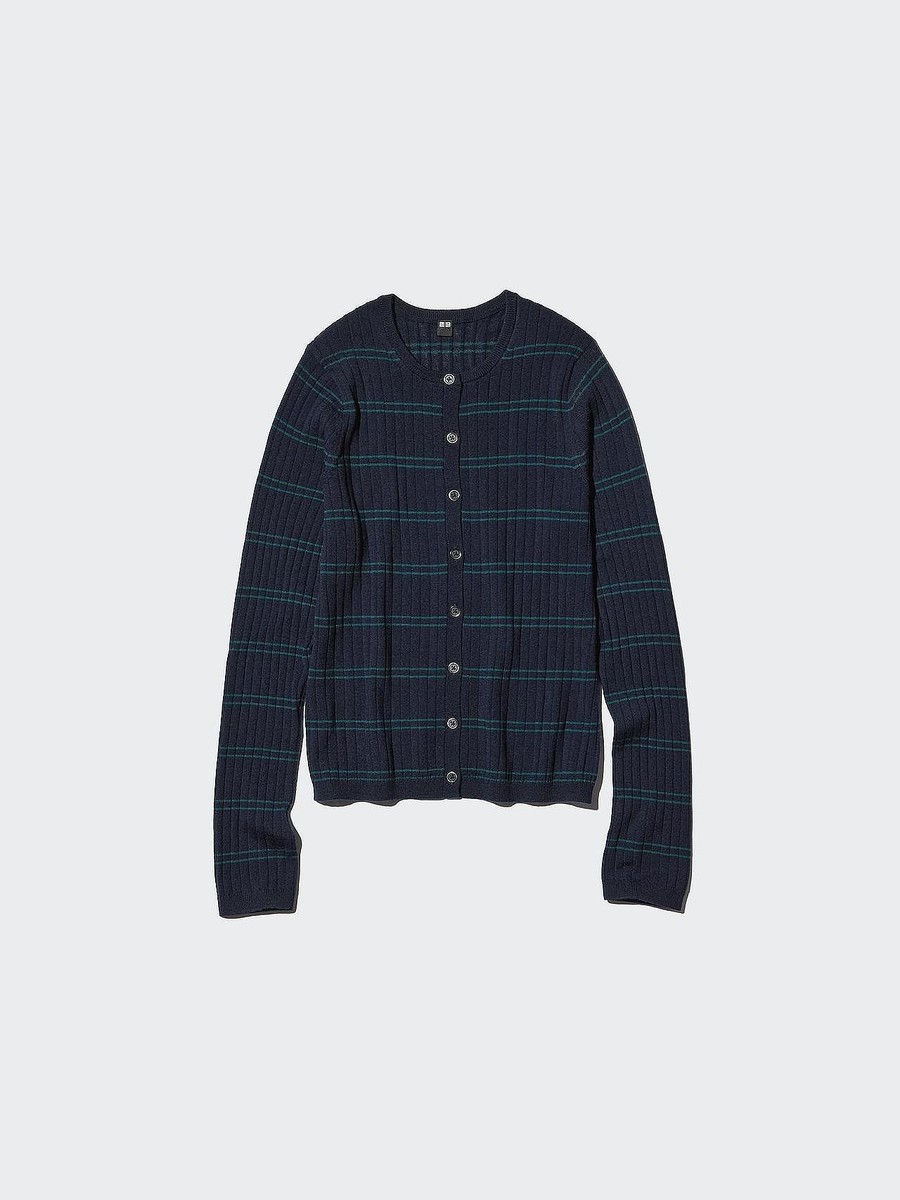 「年末年始でお金使いすぎた」人へ！【ユニクロ値下げ】1,990円で買える「ネイビートップス」 - Peachy - ライブドアニュース