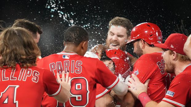 大谷翔平が4試合連続欠場もエンゼルスが9月初勝利 MLB1位38セーブの守護神から2点奪いサヨナラ勝ち - ライブドアニュース