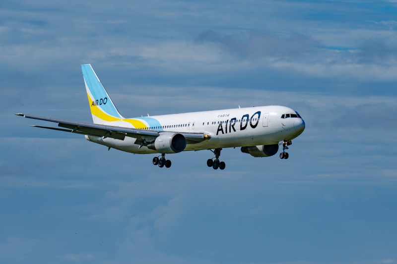 就活生も割引に！道民の味方「AIRDO」の就航25周年コラボグッズが可愛すぎる - Peachy - ライブドアニュース