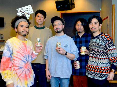 小籔千豊「死ぬほど上手い！」と大絶賛！ Ovallの「横ノリ」グルーヴに溺れる (2020年1月10日掲載) - ライブドアニュース