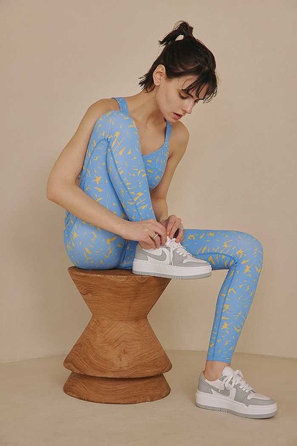 【emmi】Snow Peakなど4ブランドとの別注アイテムを発売♪ヨガやワークアウトに! - Peachy - ライブドアニュース