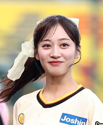 卒業控えるNMB48川上千尋、胸元大胆露出の入浴ショット「エロすぎる、、」写真集発売を発表 - ライブドアニュース