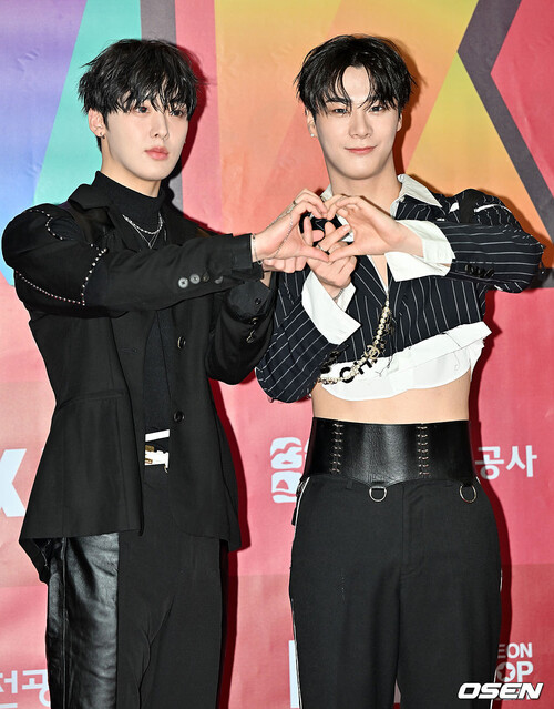 【PHOTO】ASTRO ムンビン＆ユンサナ、Golden Child、CIXら「2022 INKコンサート」でステージを披露 - ライブドアニュース