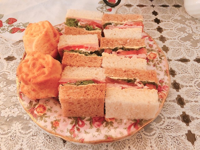 【画像】今年は「アコリット」でいちご狩り！数種類のいちごを使ったアフタヌーンティーが登場 6/9 - ライブドアニュース