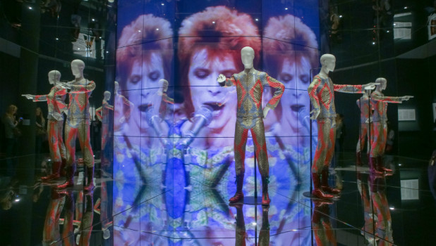 ボウイ大回顧展をAR/VR体験できる「DAVID BOWIE IS VIRTUAL」リリース決定 - ライブドアニュース