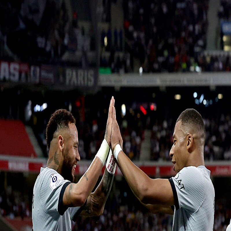 PKキッカー不和騒動のエムべパ＆ネイマール仲直り PSG監督認める (2022年8月22日掲載) - ライブドアニュース