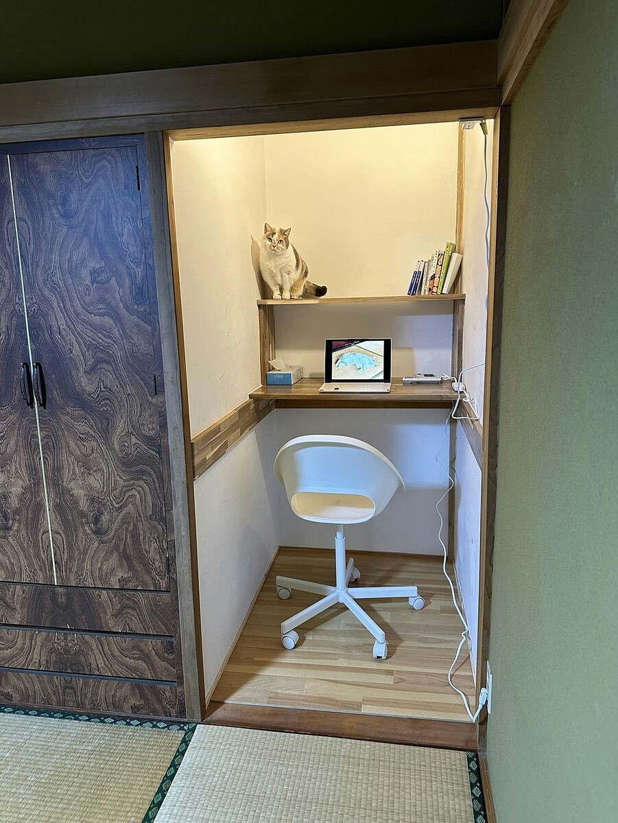 「素晴らしい空間を作った」宿の押し入れリフォームに26万いいね「コワーキングスペース」「秘密基地感」【ママリ】 - ライブドアニュース