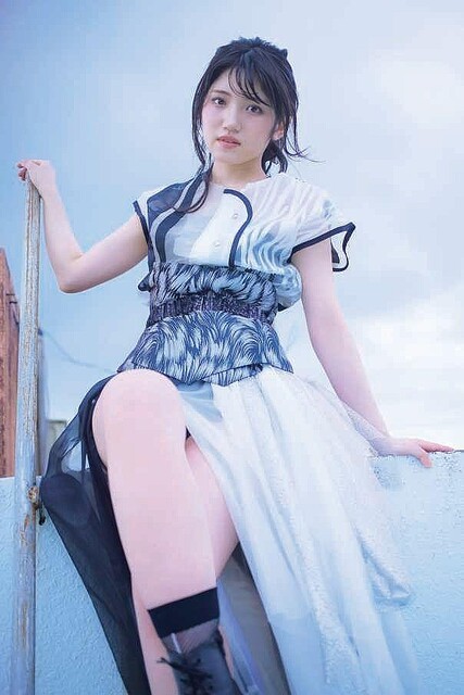 AKB村山彩希 初の写真集発売へ 水着にも挑戦「まだまだ伸びしろがあるのかも」 - ライブドアニュース