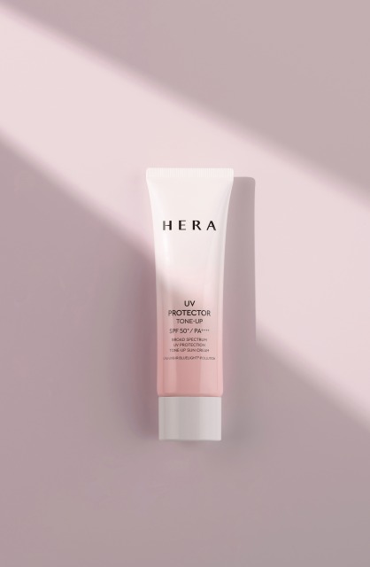 HERA、ヘルシーな血色感を演出してくれる日焼け止め「UV プロテクター トーンアップ」を発売 - Peachy - ライブドアニュース