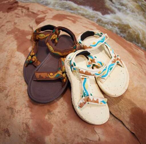 【コラボ】Teva×Parks Projectの限定カプセルコレクションが登場♡ - Peachy - ライブドアニュース