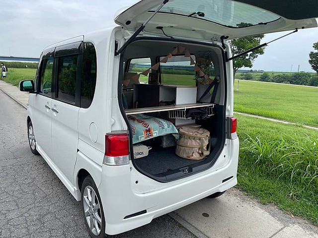 タントを車中泊仕様に！DIYで備える愛猫とのキャンプライフ【あなたの『車×キャンプスタイル』】 - ライブドアニュース