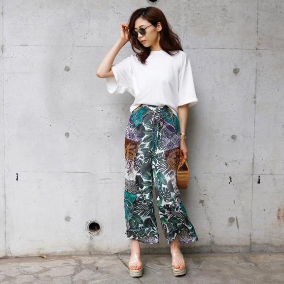 話題沸騰中！ 「Ameri VINTAGE」の変わり種ボトムで夏のあか抜けコーデにトライ！ - Peachy - ライブドアニュース