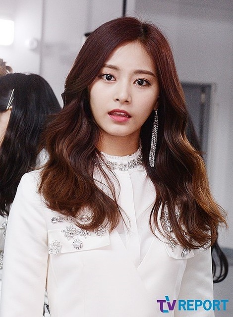 【PHOTO】TWICE「2017 KOREA MUSIC FESTIVAL」ビハインドカット公開“まるで妖精のような美貌” - ライブドアニュース