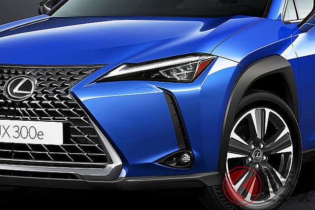 レクサス新「UX300e」2023年春発売！ 電池“だけじゃない” 走り込みによりモーレツ進化!? - ライブドアニュース