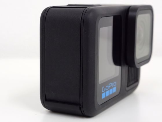 【画像】「GoPro HERO13 Black」外観レビュー、バッテリー容量10％アップ＆マグネット式マウントシステム搭載のアクションカメラ ...