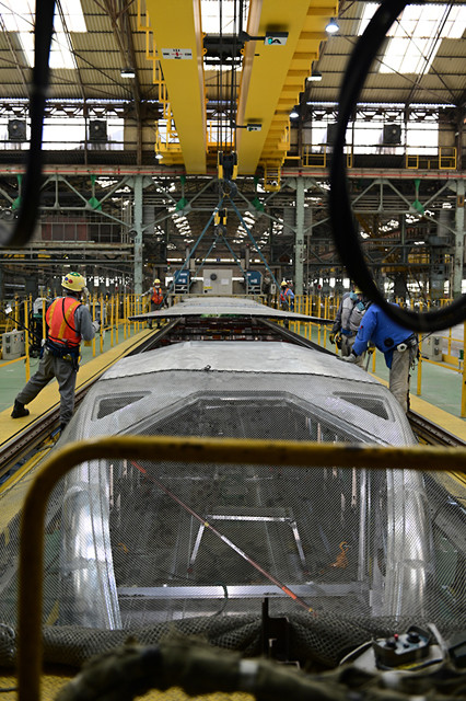 東武鉄道「スペーシア X」車両構体が姿を現す - YouTubeで動画公開 - ライブドアニュース