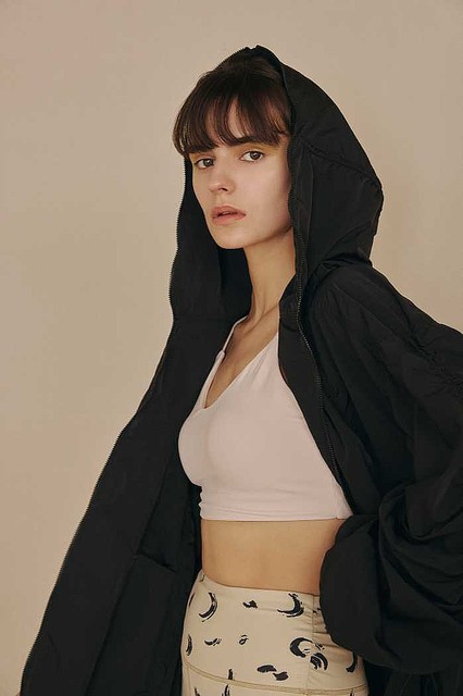 【emmi】Snow Peakなど4ブランドとの別注アイテムを発売♪ヨガやワークアウトに! - Peachy - ライブドアニュース