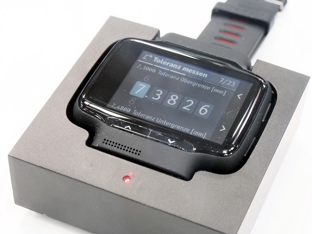 800万画素カメラ搭載、WORKERBASEの産業用大画面スマートウォッチを使いたい：HANNOVER MESSE 2018 - ライブドアニュース