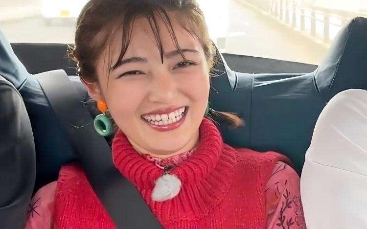 井上咲楽は…ストリップ好き！？意外な趣味の告白にロバート秋山驚愕！ - ライブドアニュース