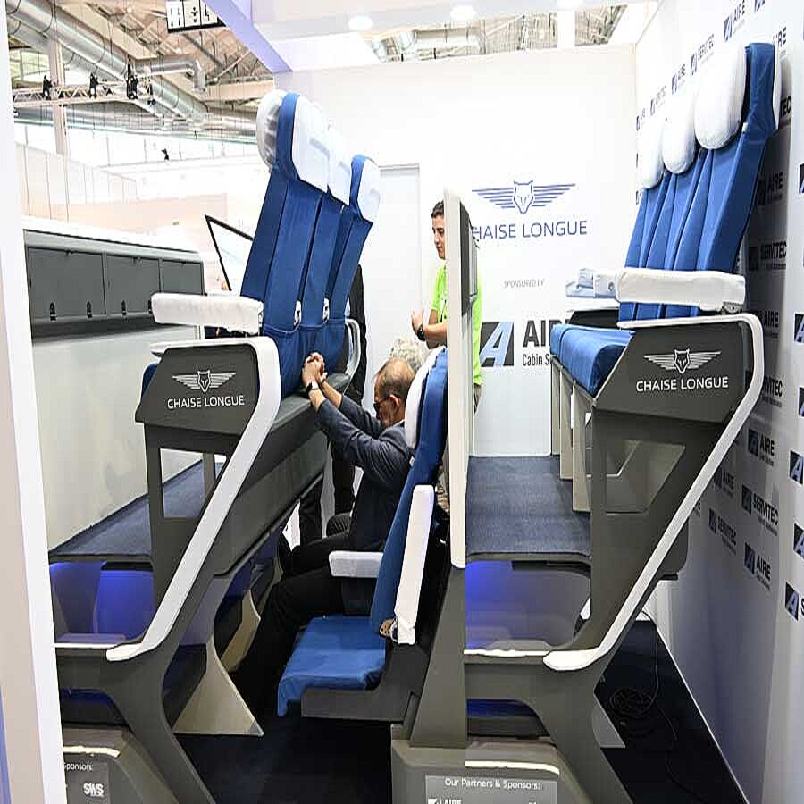 飛行機の”2階建てシート”、最新版お披露目 日本の大手航空会社も関心 (2023年6月8日掲載) - ライブドアニュース